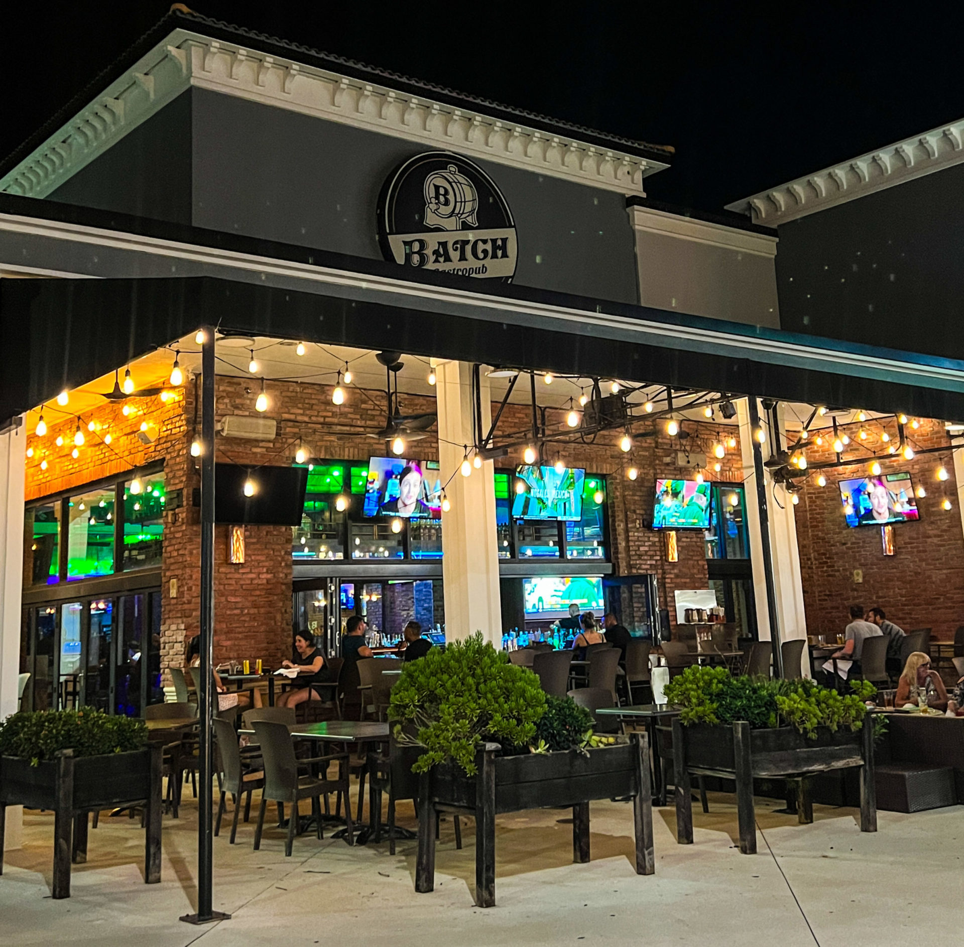 Batch Gastropub: Delray Marketplace - Take A Bite Out Of Boca and Beyond